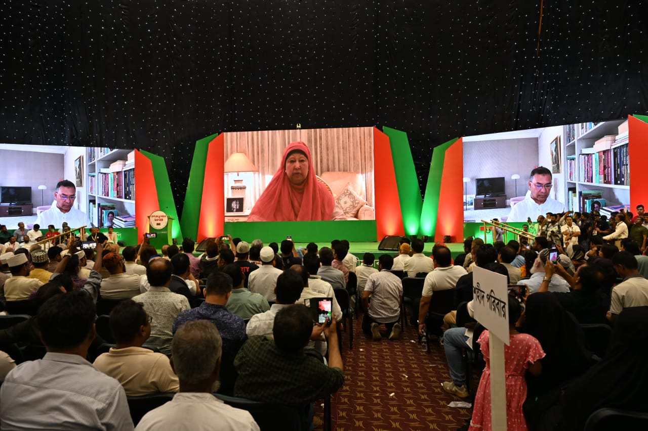Khaleda Zia calls for maintaining unity to institutionalize democracy